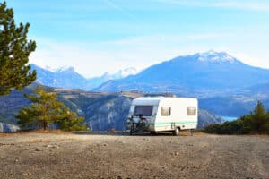 Free Overnight Motorhome Parking & Camping Spots In UK (Our Guide How ...